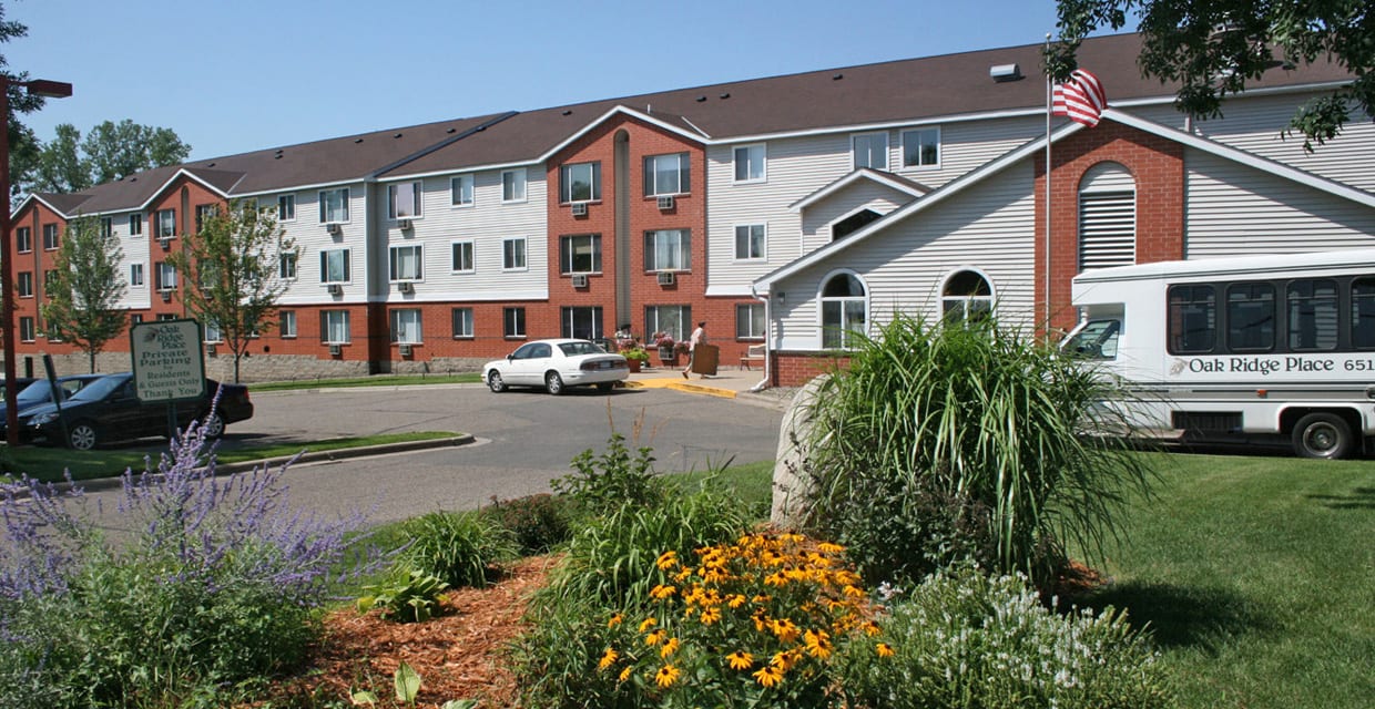 ORP_ext1a_1240640 – Oak Ridge Place